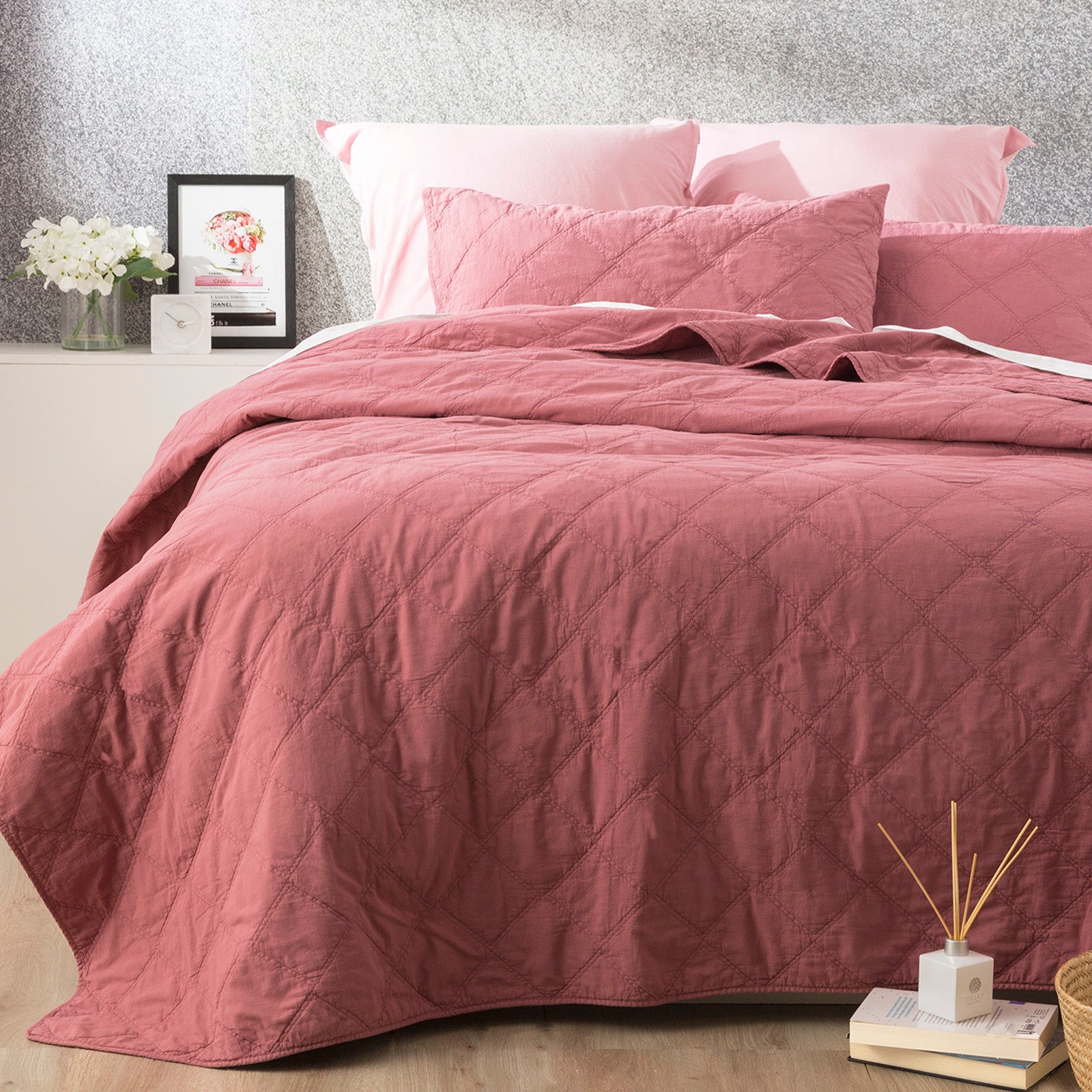 Coverlets & Bed Covers in Australia | Coverlet Set Attwood | Pink Coverlet